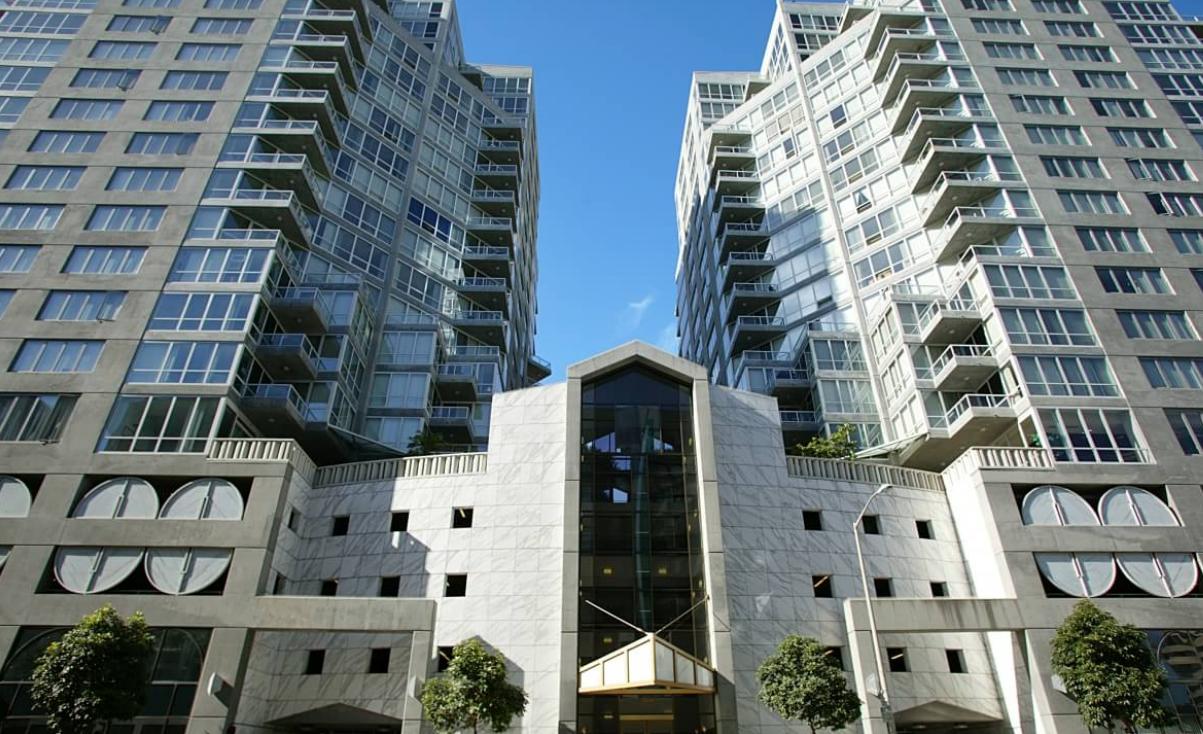 388 Beale Units 609 702 706 813 816