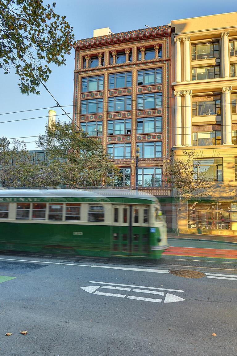 The Wilson Unit 404 310