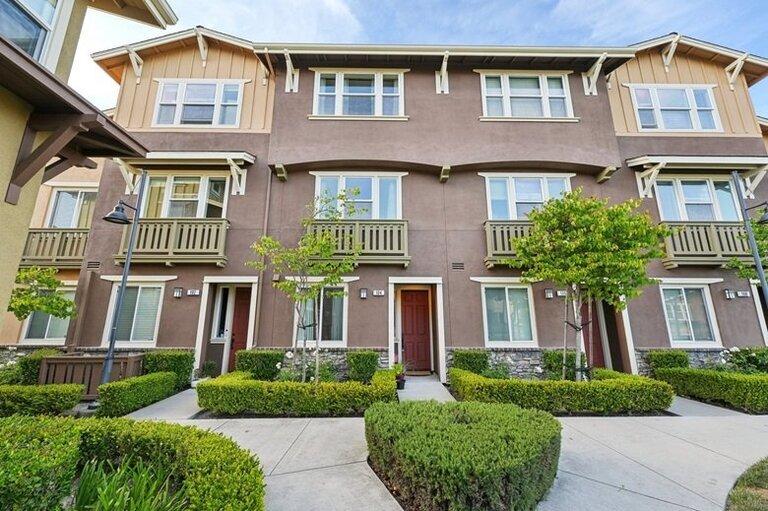 104 Diamond Cove Terrace